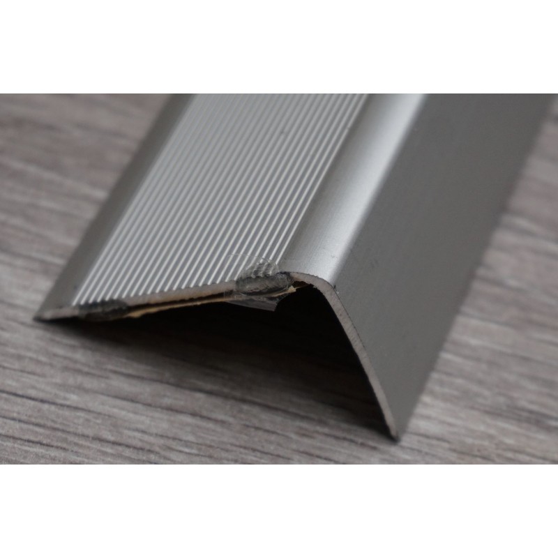 Aluminium overgangsprofielen, hoeken, trapprofielen, trapkantprofielen ...